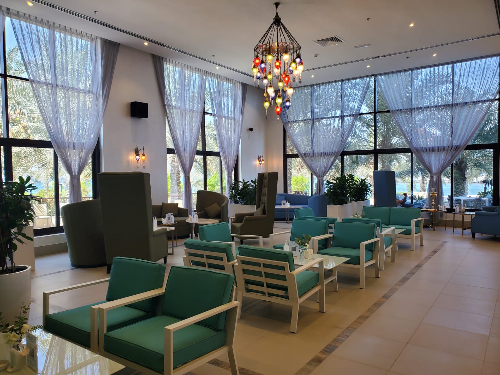 Luxury Dining in Fujairah | Al Bahar Hotel & Resort